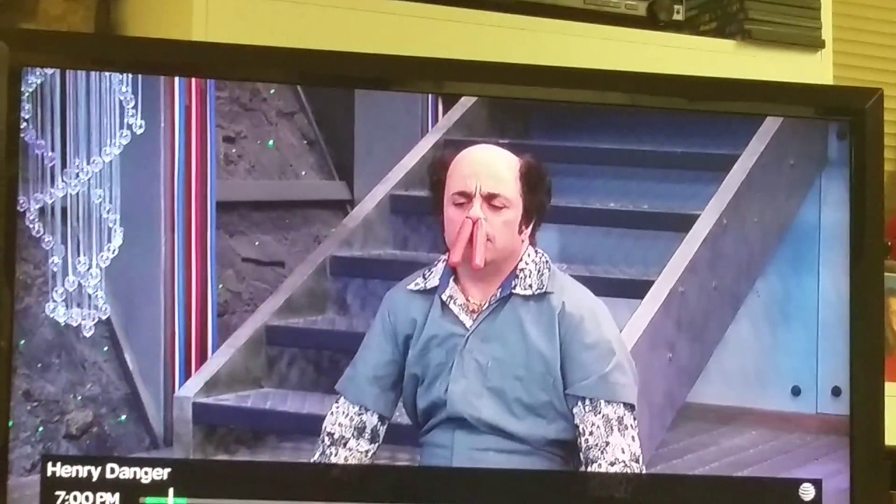 Schwoz with hot dogs - YouTube