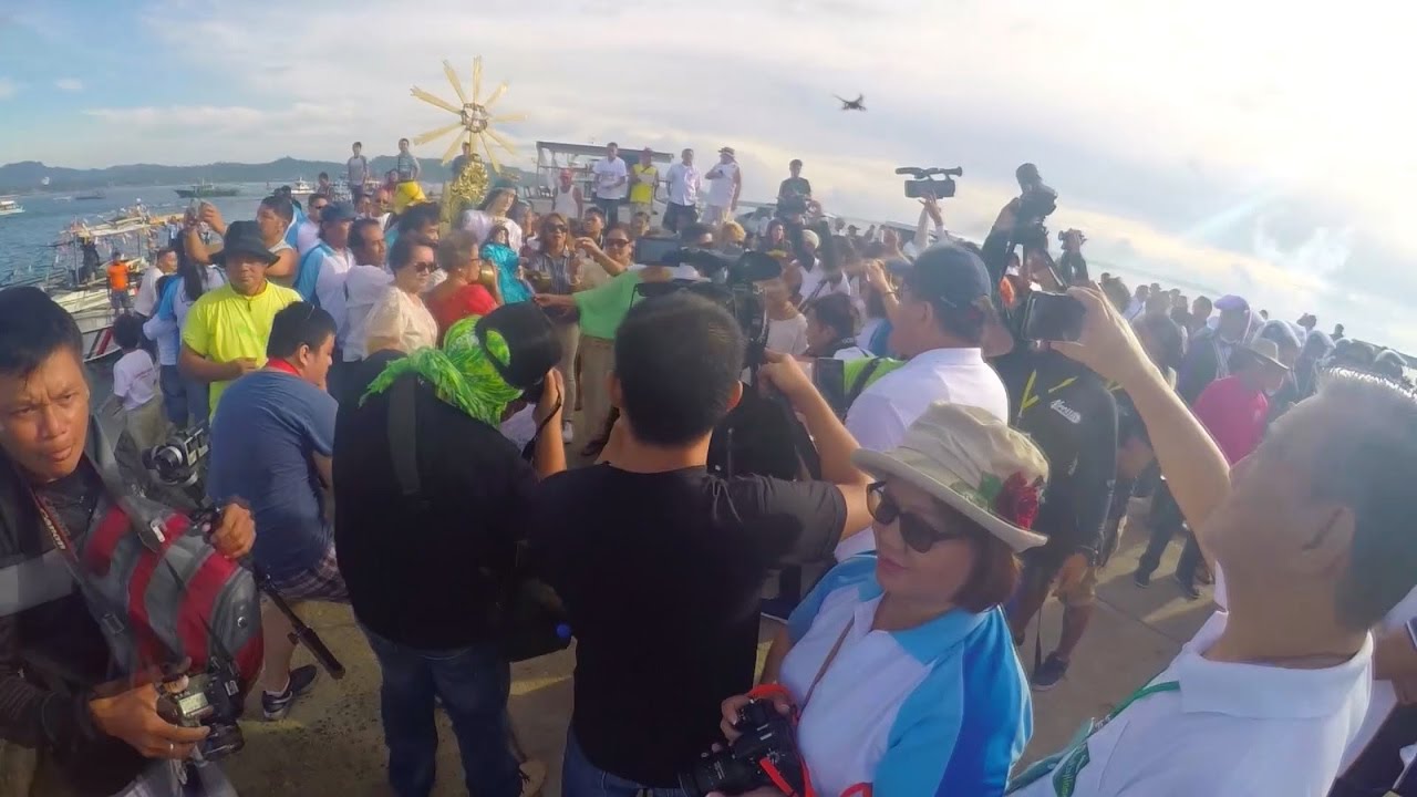 Padul-ong Festival 2016 Parade before it starts - YouTube