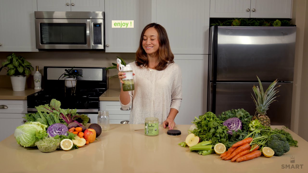 How to Make a SMART Pressed Green Juice - YouTube
