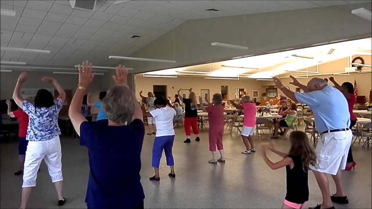 Working at the carwash line dance - YouTube