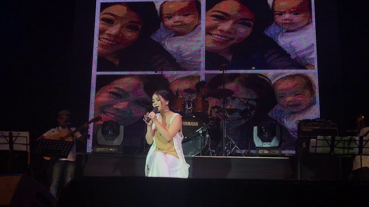 Juris - I'll Be There for You [LIVE] - YouTube