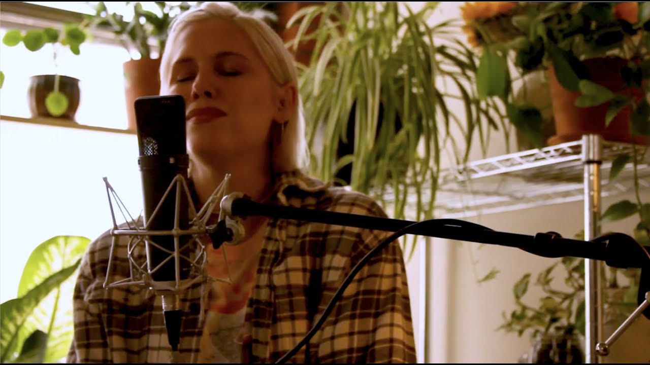 Grace Weber - Remember the Way - Live & Acoustic - YouTube