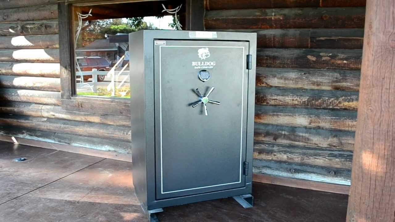 Bulldog "Big Mouth" gun safe - YouTube