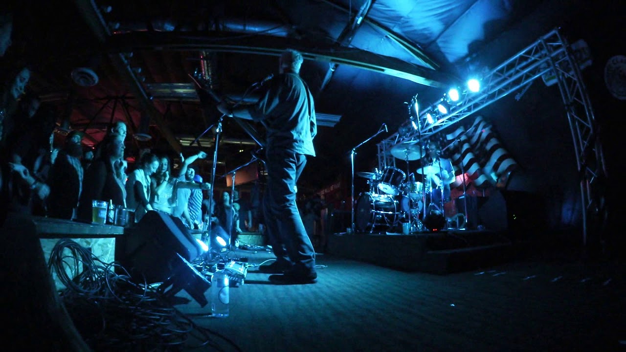 Floater – Independence Day - YouTube