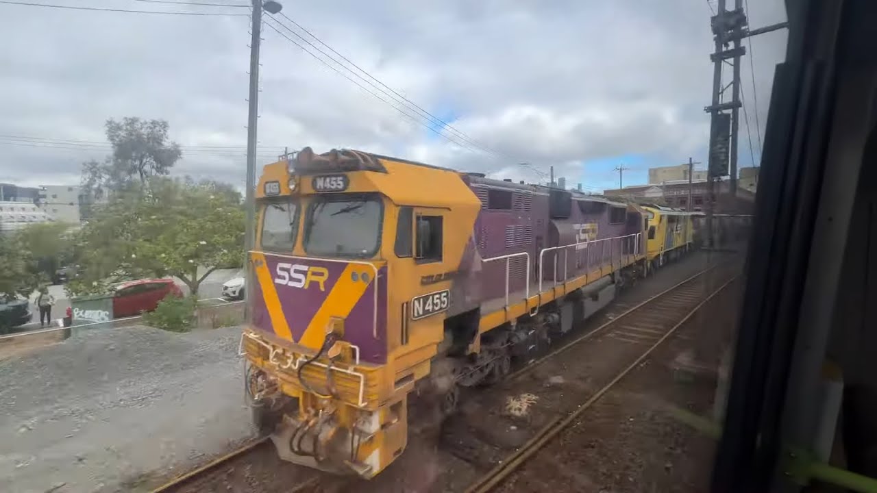Metro Comeng Train Ride: Passing Through SSR N455 City of Swan Hill ...