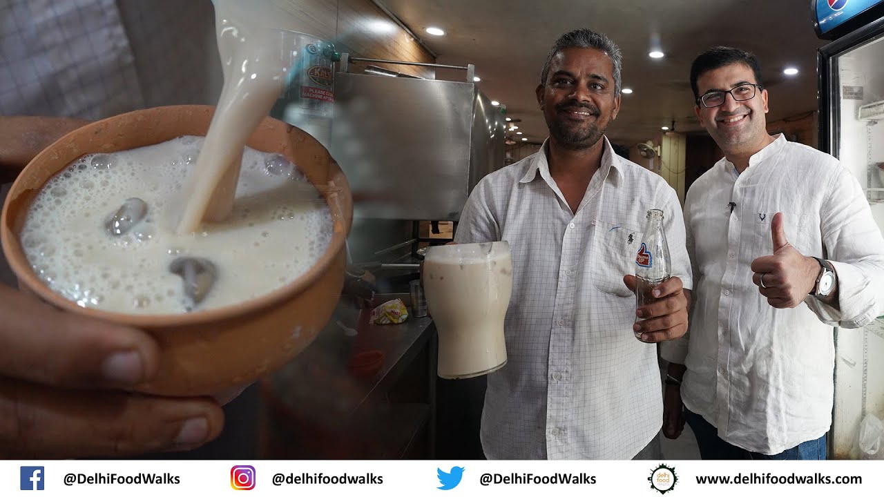 TASTY Chicken Bharta + UNIQUE Steam TEA & DOODH Cola with South Indian ...