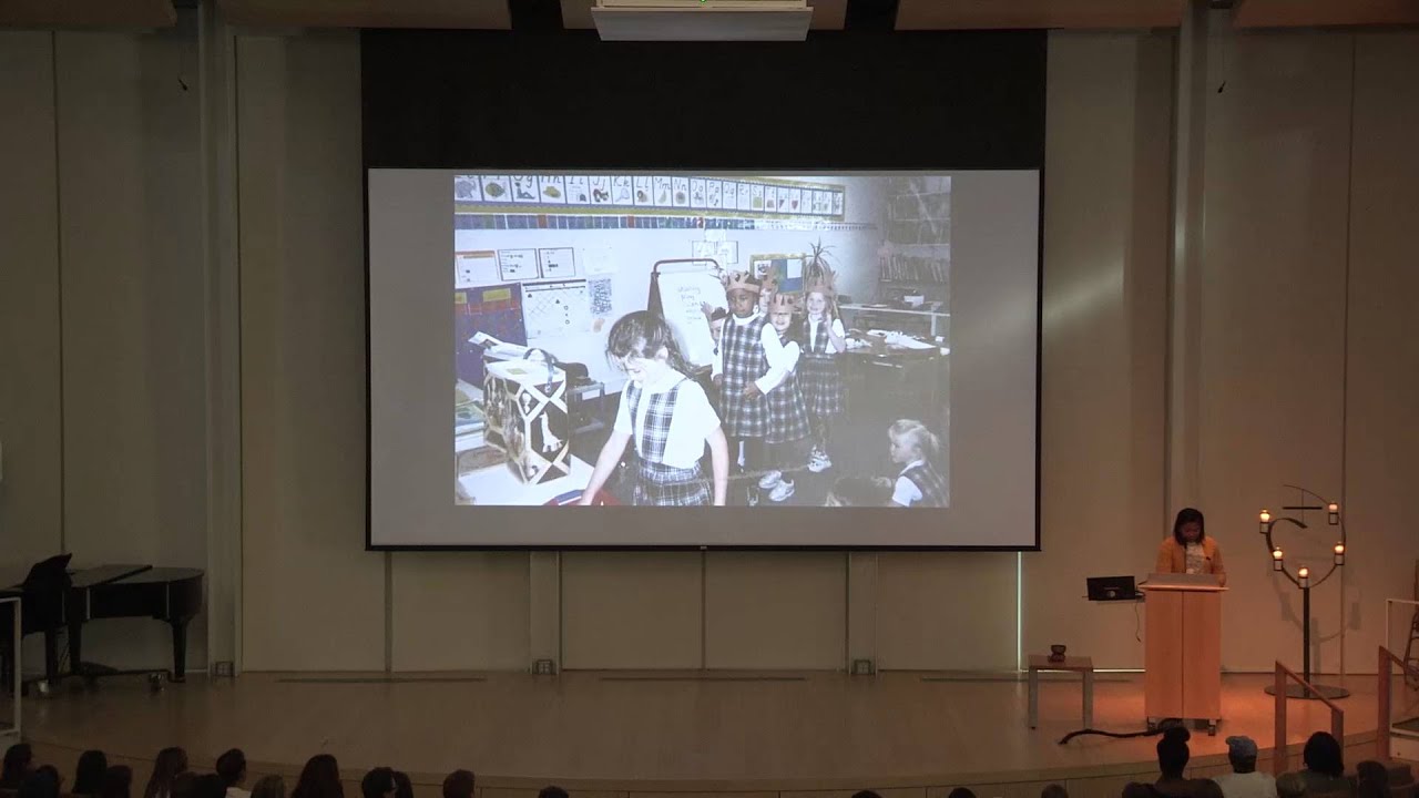 Diaja Smith's Espacio - YouTube