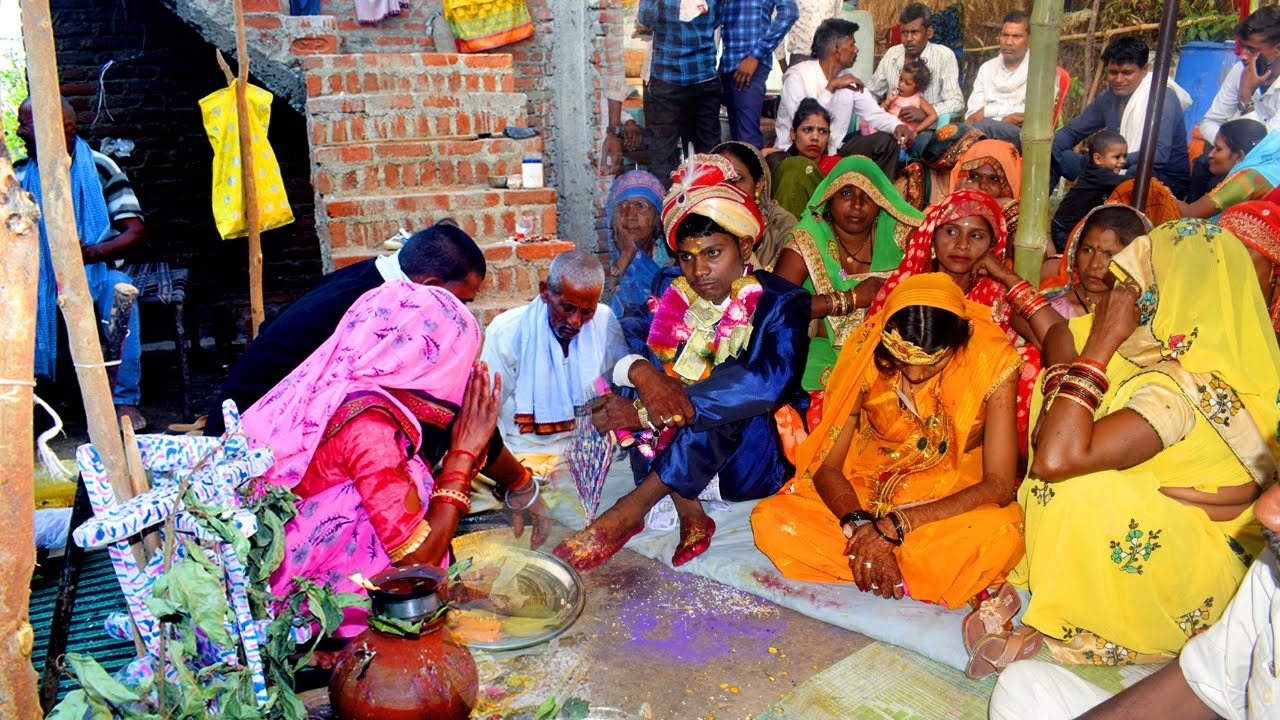 Village Marriage Function Chadhav Geet Indian Village Wedding Pritam ...