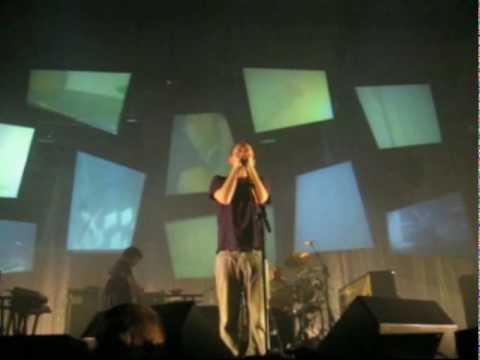 Radiohead 2006-05-06 Nude (debut of new version, multiangle)