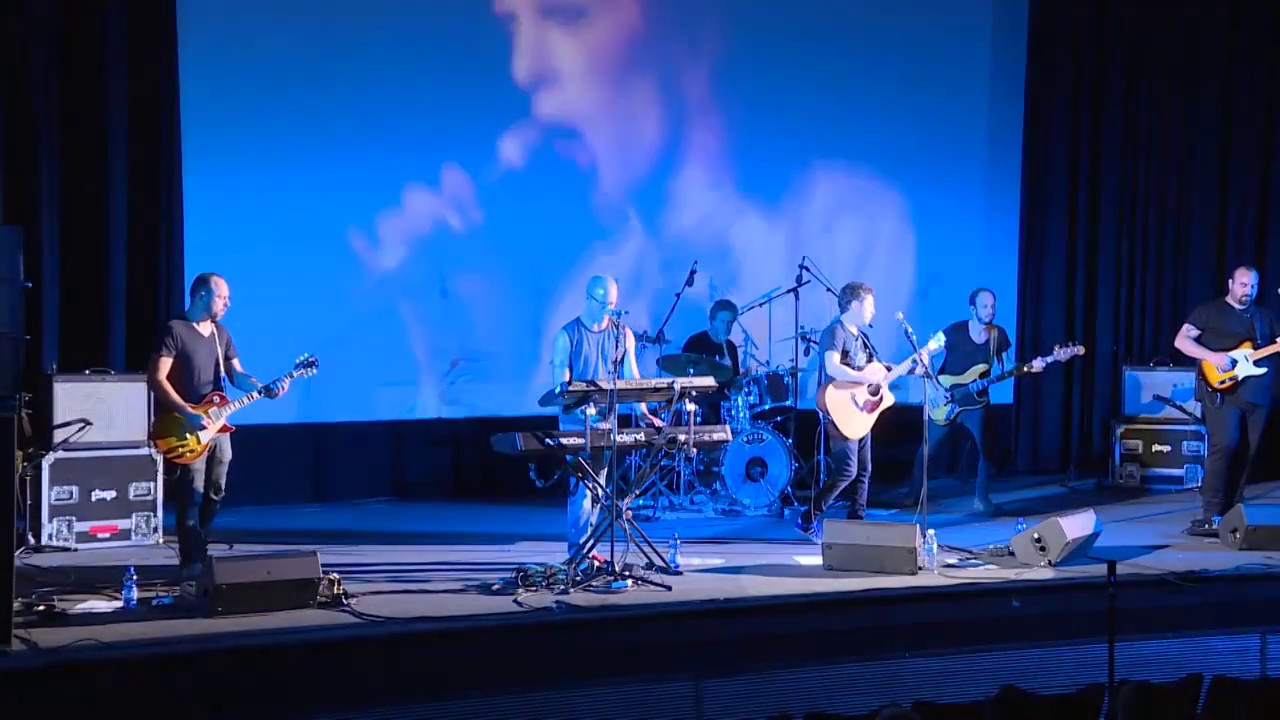 Moonage Daydream - YouTube