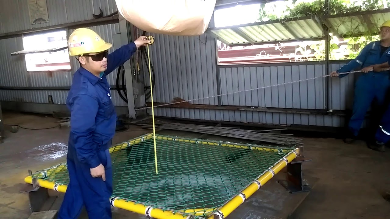 Drop test helideck safety net E1 - YouTube