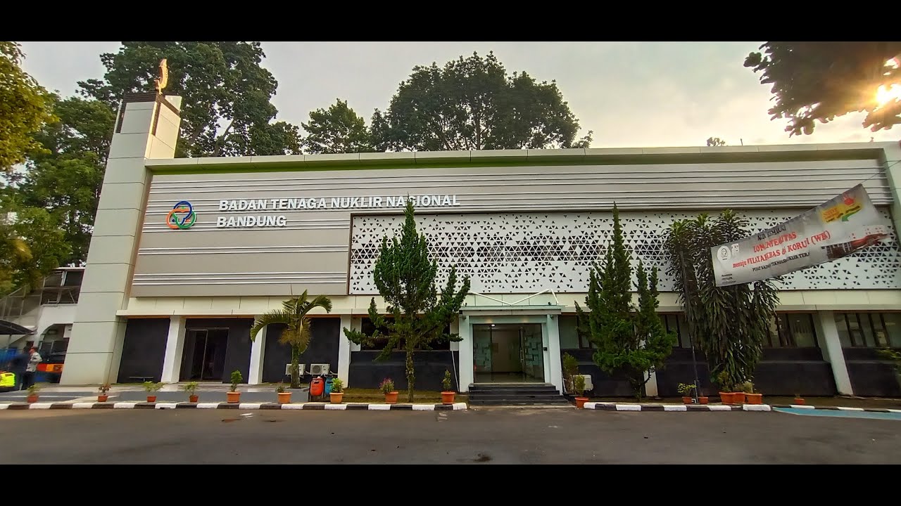 Laboratorium PSTNT BATAN Bandung - YouTube