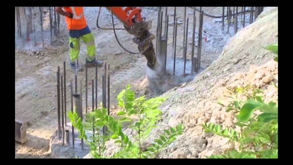 mise à propre des têtes de pieux - YouTube