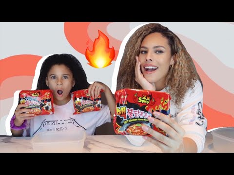 SPICY NOODLES CHALLENGE met Celina en reageren op HAAT reacties