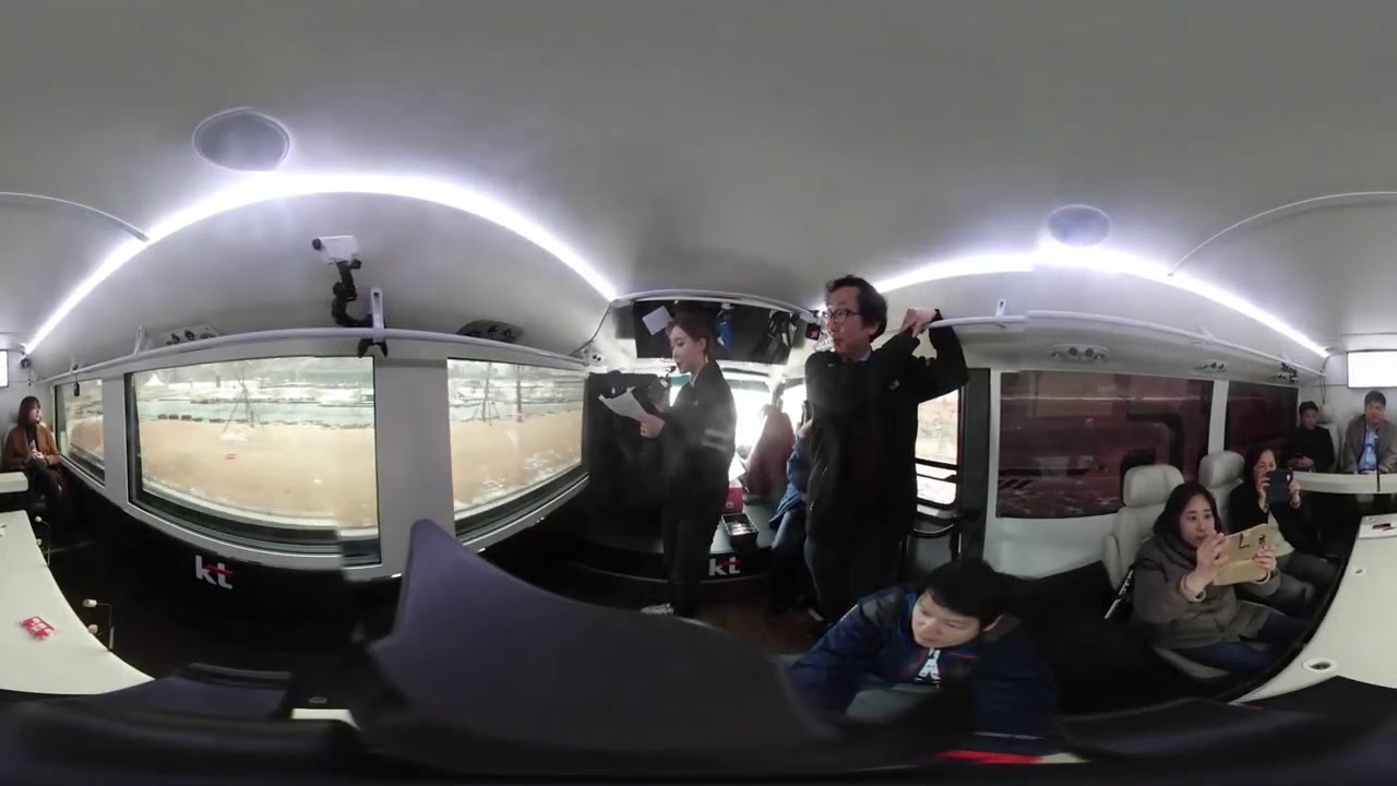 5G Bus Real 360 VR - Hyunsun Display - YouTube