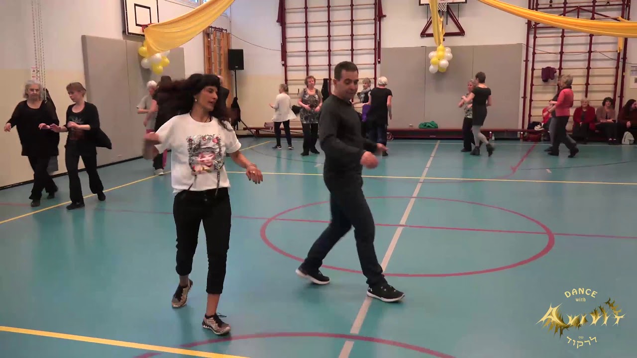 SHIR AHAVA MODERNI BY YARON ELFASI - שיר אהבה מודרני - YouTube