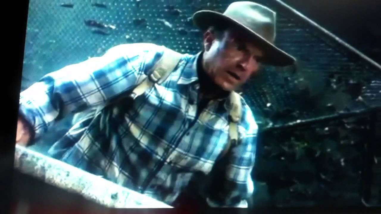 Billy save Eric with music from JW - YouTube