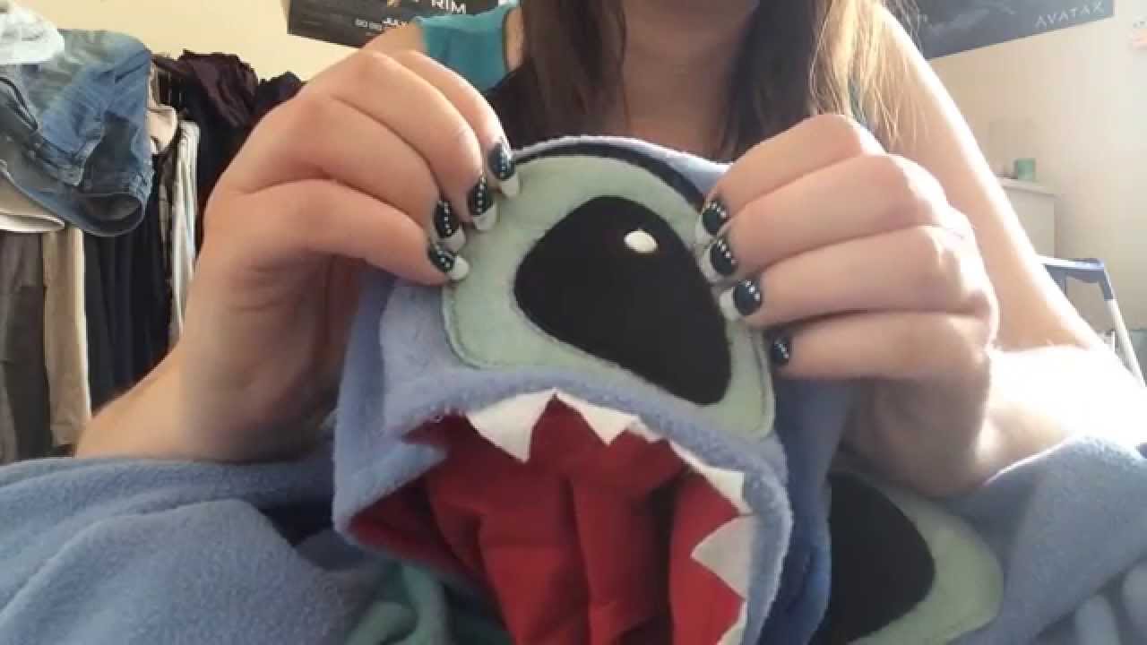 ASMR sounds (scratching) pajamas and stuff - YouTube