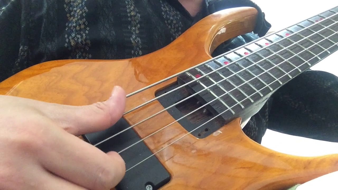 Tumbao Palm Mute Pattern-1 - YouTube