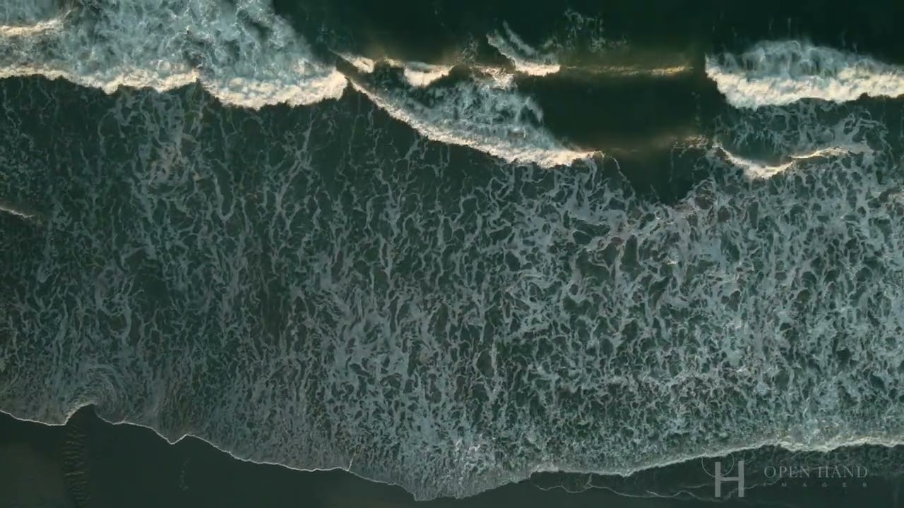 Myrtle Beach Waves 4K static shot - YouTube