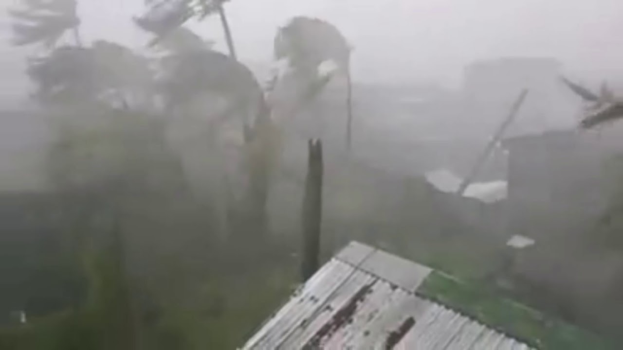 BAGYONG ROLLY SUPER TYPHOON - YouTube