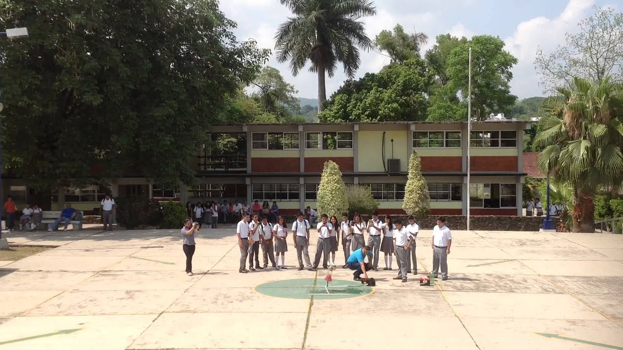 CBTis no. 30 de Cerro Azul, Ver. Lanzamiento de Cohetes. Electrónica 2 ...