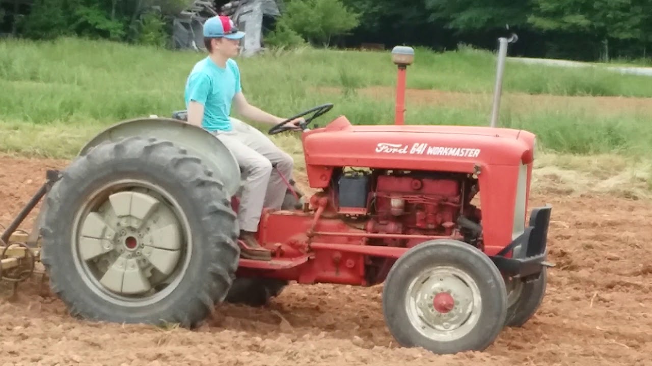 Ford 641 diesel with S tine springtooth - YouTube