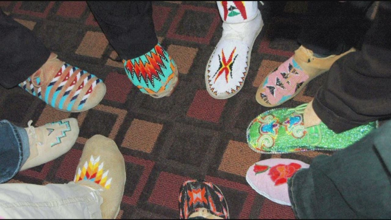 Rock your Mocs Day - YouTube
