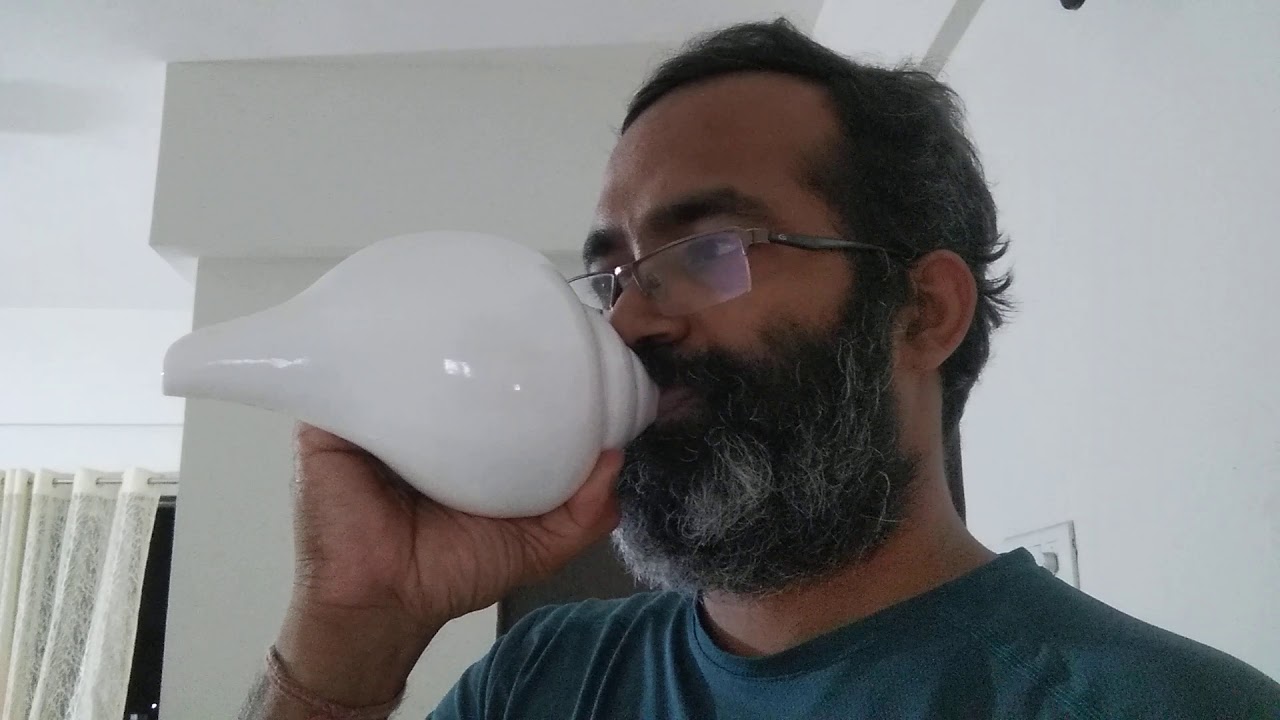 Shankhnaad , shankh sound ,Shree Gurudev Datta in Conch, conch blowing ...