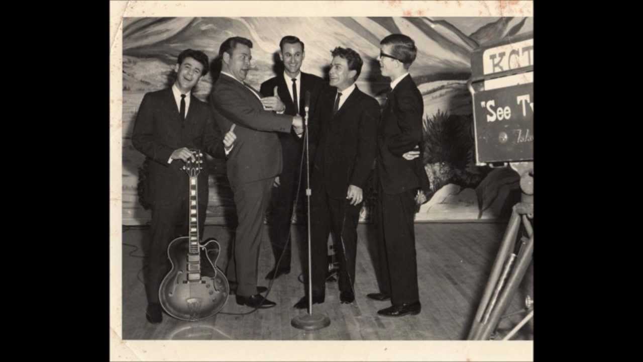 STAN GUNN SINGS I'LL BE THERE.wmv - YouTube