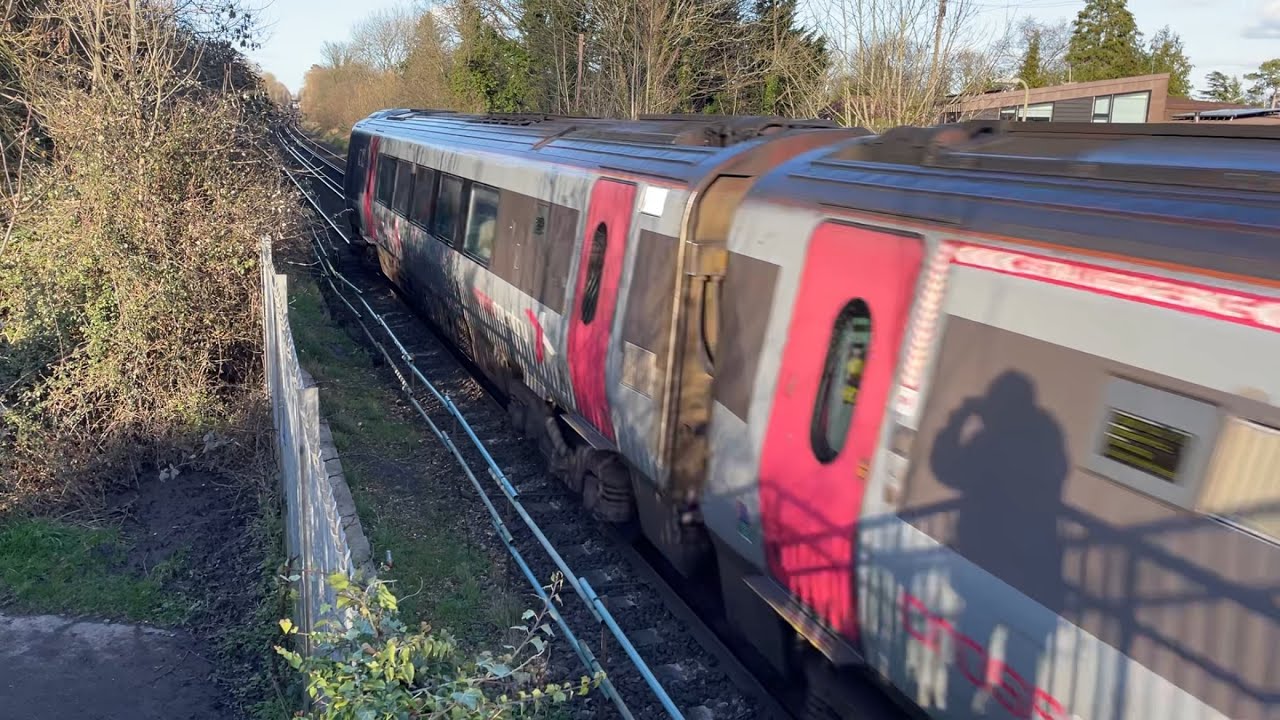 Class 221 Voyager | 221138 | Cross Country - YouTube