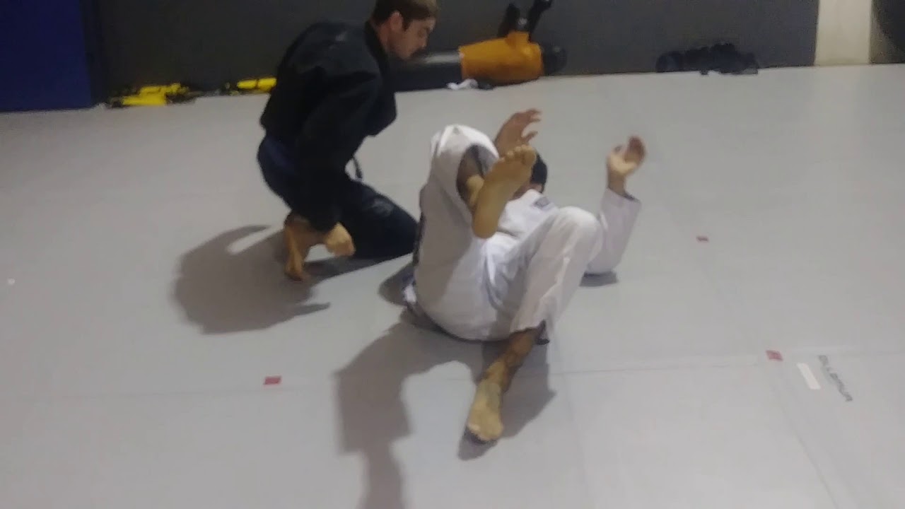 Spider sweep to triangle - YouTube