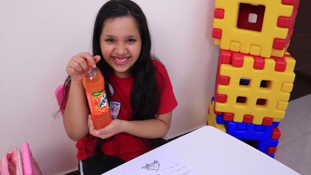 Shfa and her back to school story - YouTube