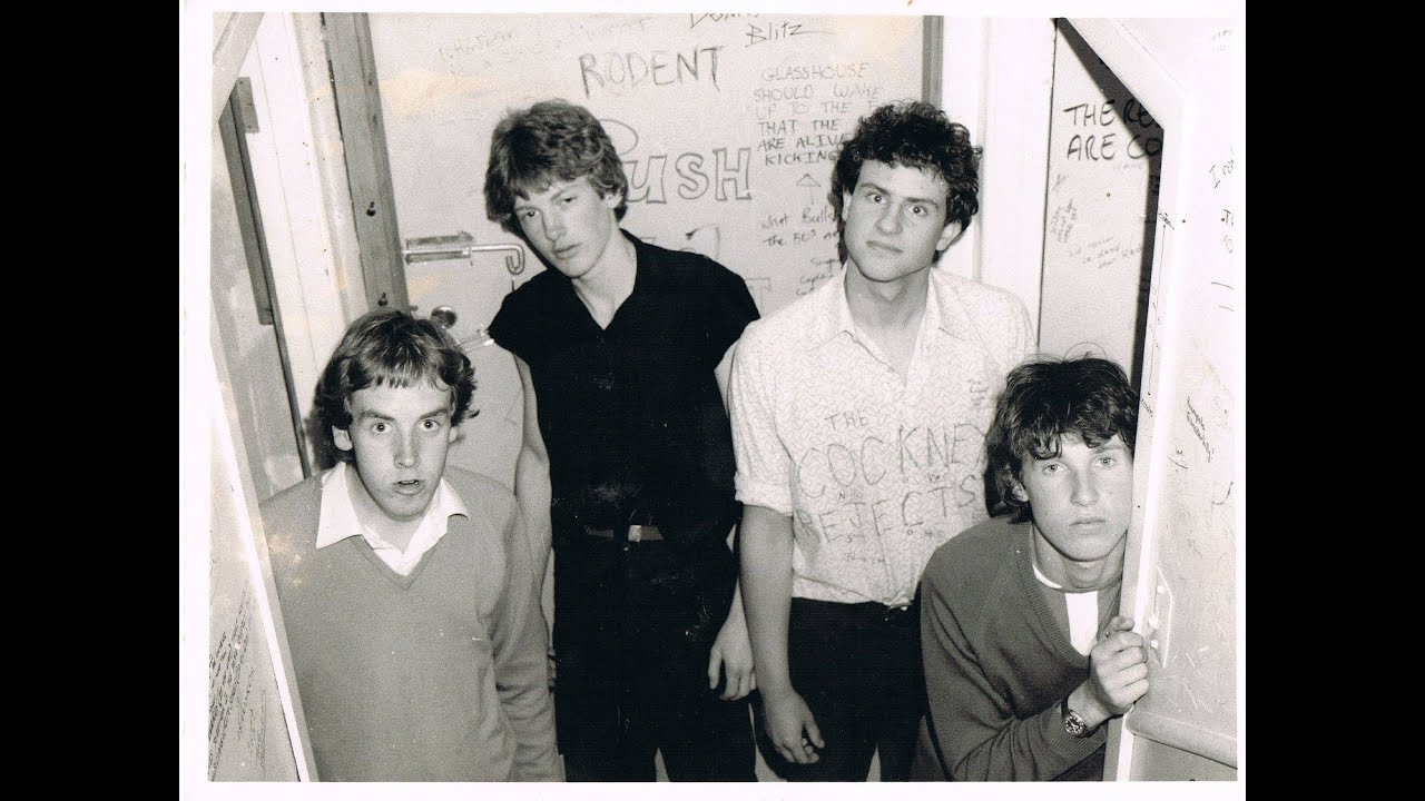 The Mockers (New Zealand) - Woke Up Today (1981) - YouTube