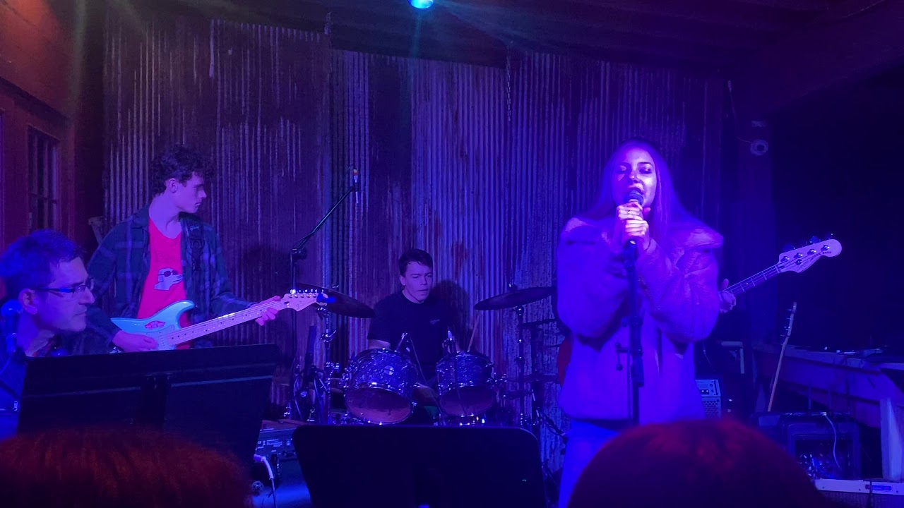 Get back Jojo - YouTube