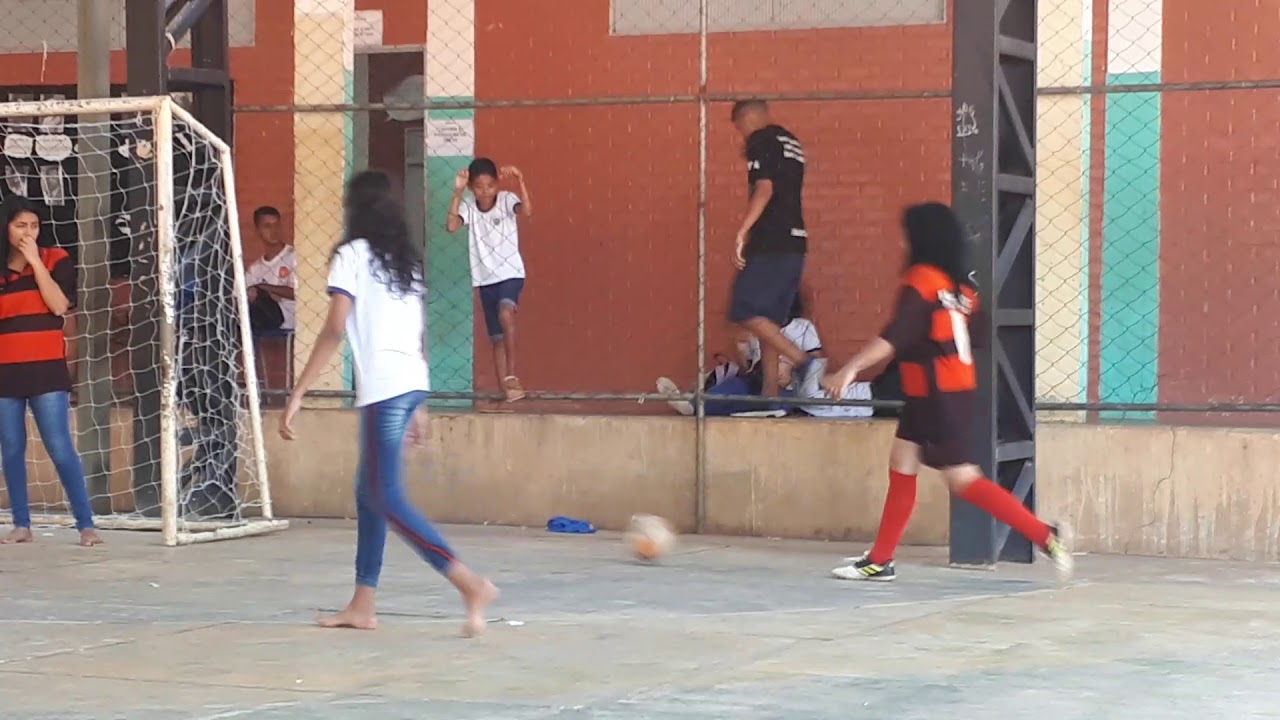 Jogo interclasse - YouTube