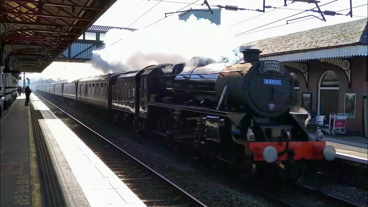 LMS (BR) Black 5 44871 - 1Z17 0738 London Kings Cross - York "The White ...
