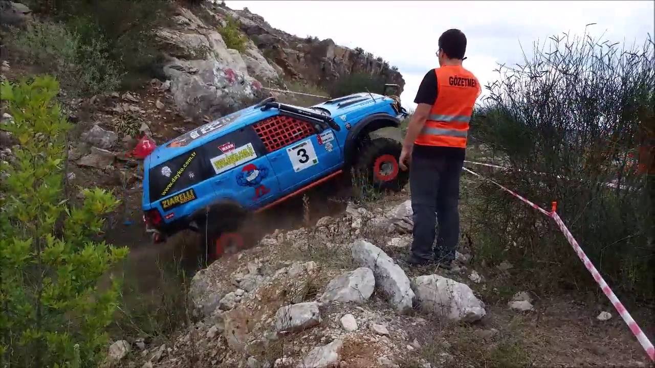 Jeep Grand Cherokee 5.9 Extrial 2016 **Extreme Offroad Racing** - YouTube