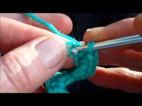 How to crochet a curlicue - YouTube