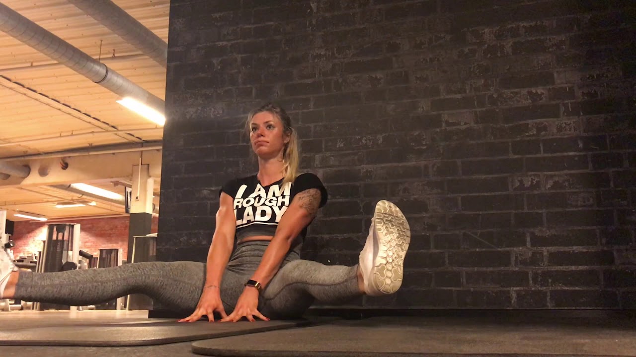 #11 Straddle Pike Lifts - YouTube