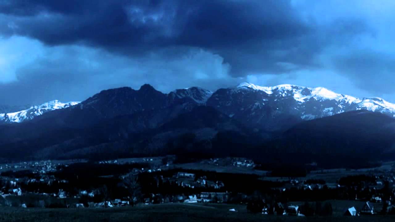 El Día que Estremeció al Mundo - AishLatino.com - YouTube