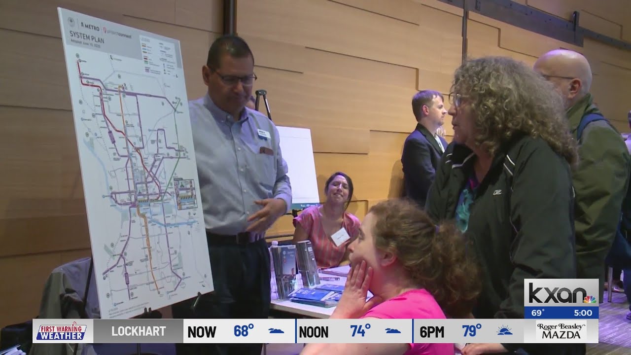 Austin Transit Partnership unveils 5 light rail designs to public ...