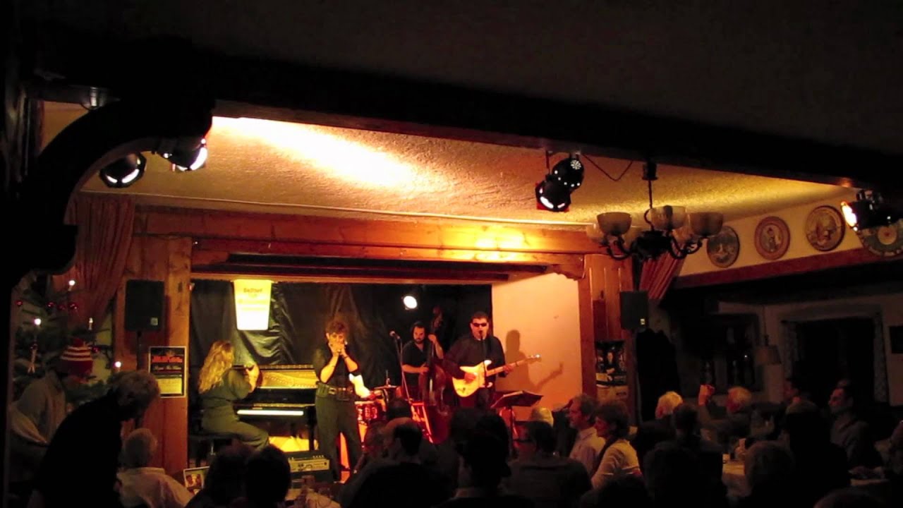 Kat Baloun Blues Band Teil 1.mov - YouTube