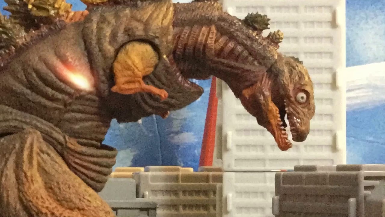 Godzilla Attacks | A Stop Motion Battle - YouTube