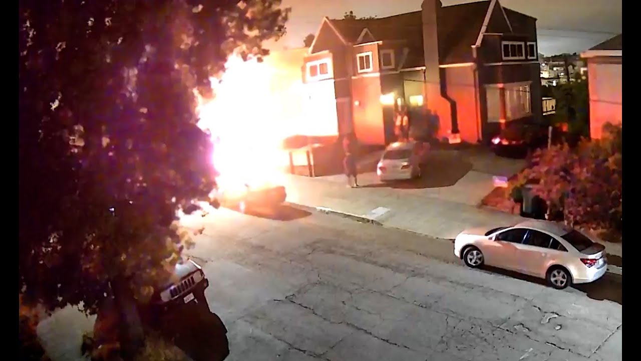 Suspicious Porta Potty Fire, Oakland, California (July 29, 2021) - YouTube