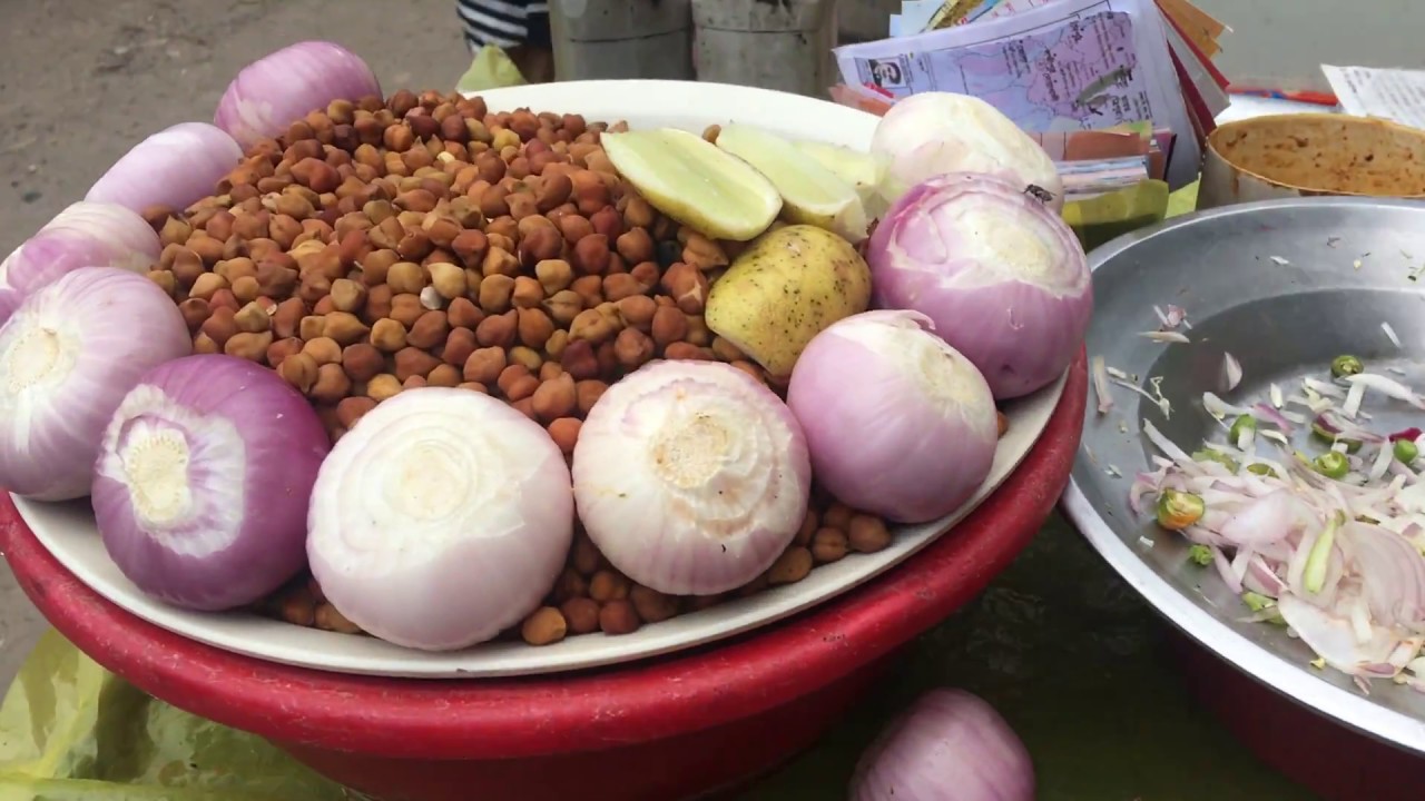 Chola Bhut Indian & Bangali Fast Food [snacks chola but vuna] - YouTube