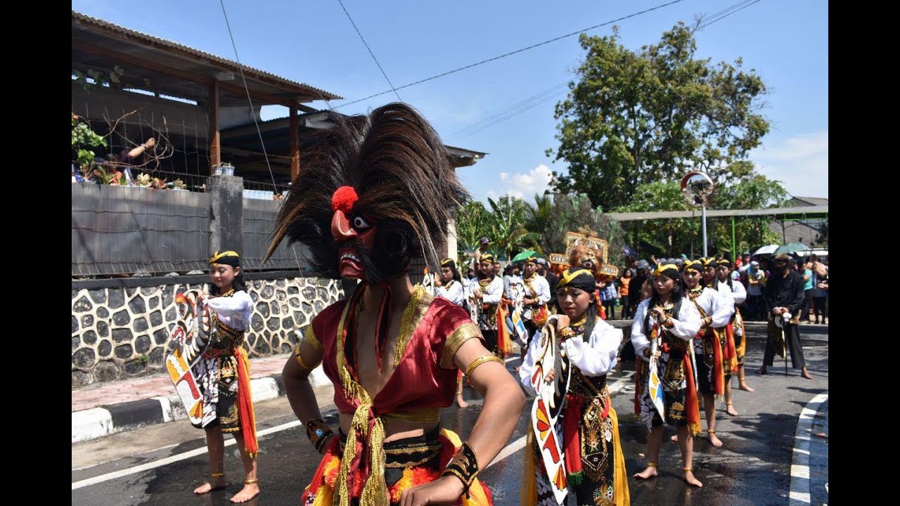 Seni Reyog Ponorogo - Sanggar Tari Argomudo Memperingati Hari Ibu ...