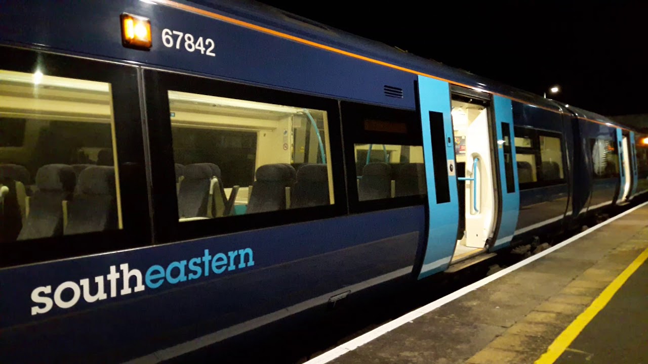 Southeastern Railway: British Rail Class 375 #67842 arriving at ...