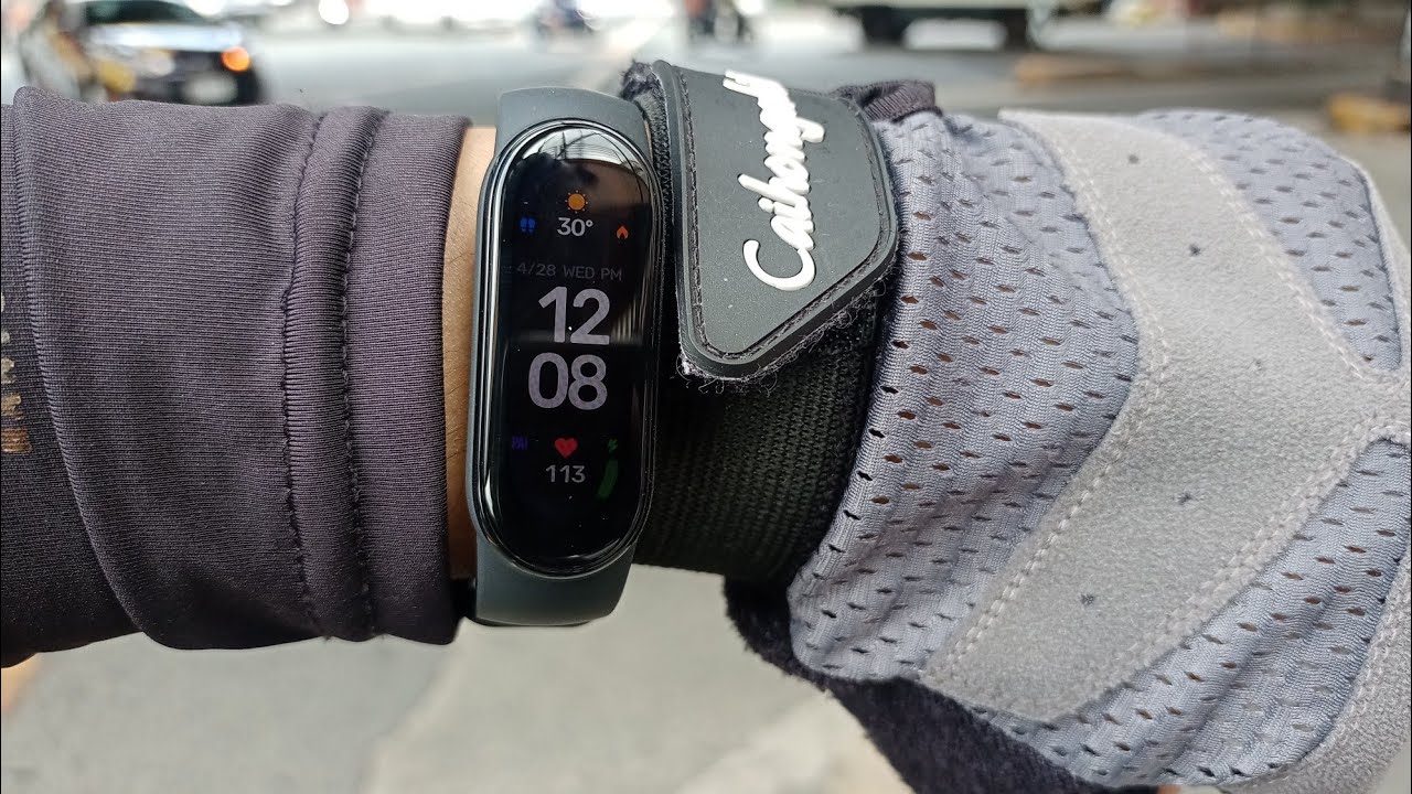 rainCHECKs The New Xiaomi Mi Band 6 Health and Fitness Tracker - YouTube