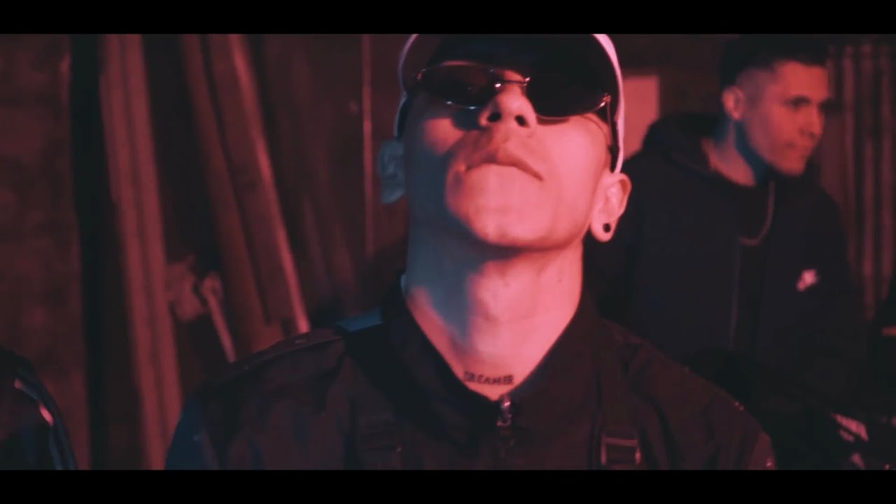 DRIAN - EN ESA | Video Oficial - YouTube Music